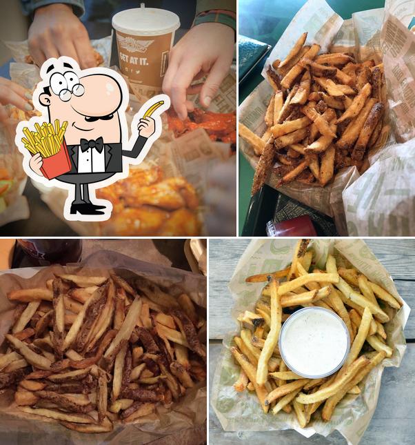 Wingstop, 7644 City Line Ave in Philadelphia - Restaurant menu and reviews