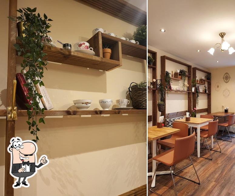 Cafe Macarong, Richmond - Restaurant menu, prices and reviews