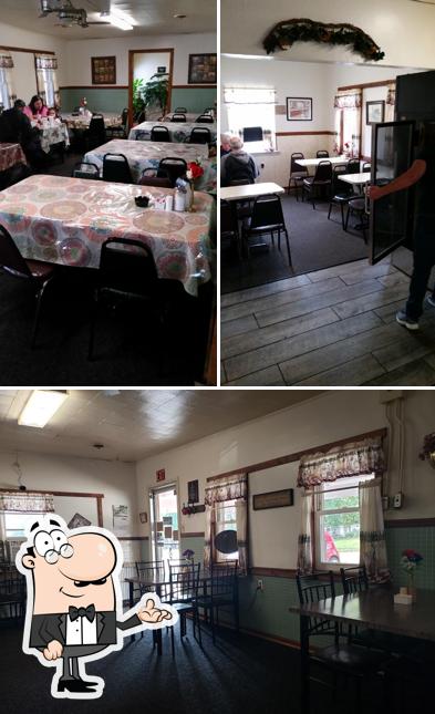 Christines Cafe, Desloge - Restaurant menu, prices and reviews