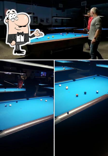 Skyline Billiards & Bar in New York City - Restaurant menu and reviews