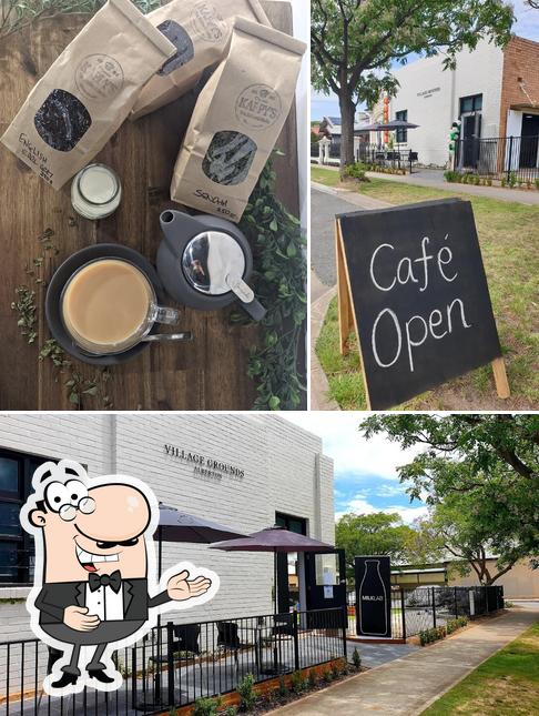 Village Grounds Cafe, Alberton - Opiniones del restaurante