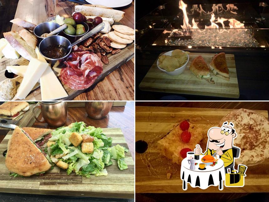 Eight 11 Place in Frisco - Restaurant menu and reviews
