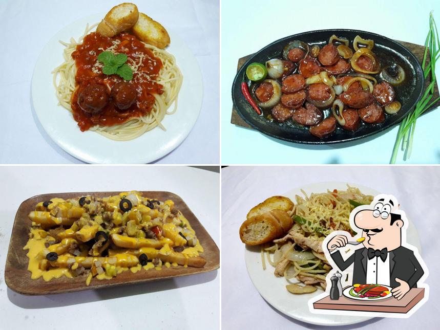 Food Traffic restaurant, Taguig, G3J4+6R5 Fox - Restaurant menu and reviews
