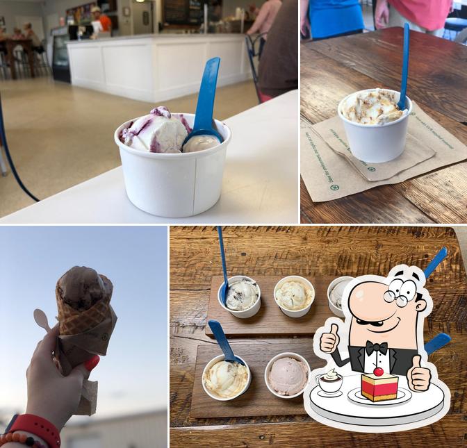 Blue Cow Ice Cream Co. in Roanoke - Restaurant menu and reviews