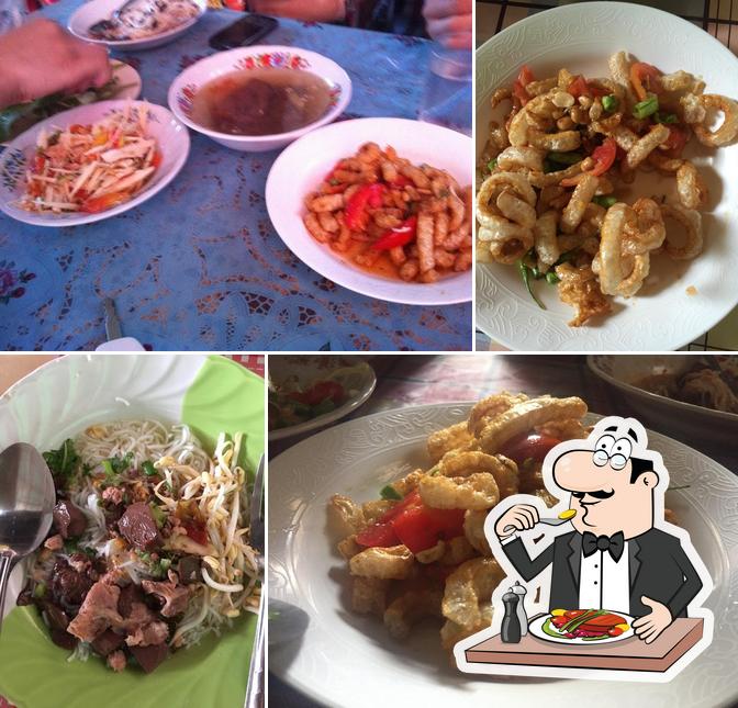 Ресторан ร้านขนมจีน ส้มตำ ตำแคบหมู, Чо Хае