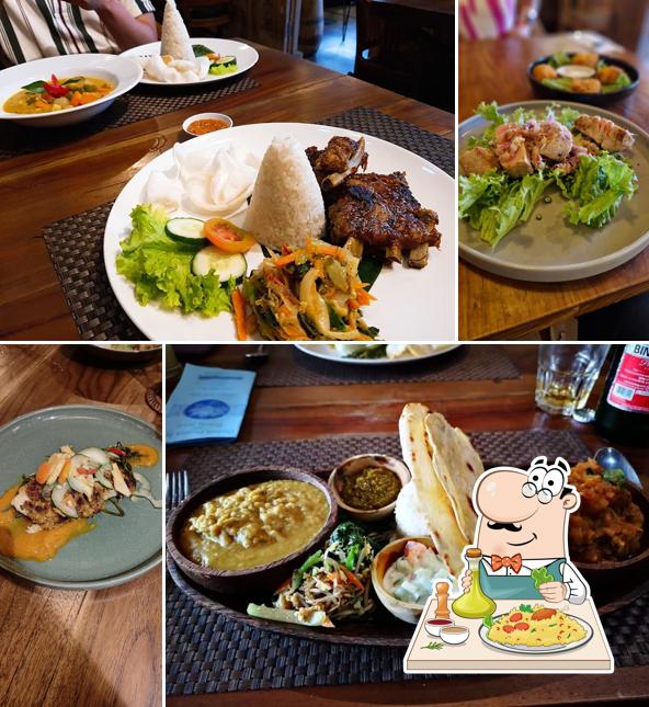 Monkey Legend Restaurant & Bar, Ubud - Restaurant menu, prices and reviews