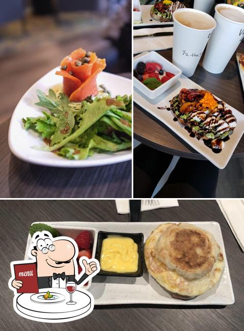Queen Bee Cafe, Clyde Hill - Restaurant menu, prices and reviews