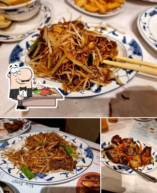 New Yang's, 15 Thompson St in Barry - Restaurant menu and reviews