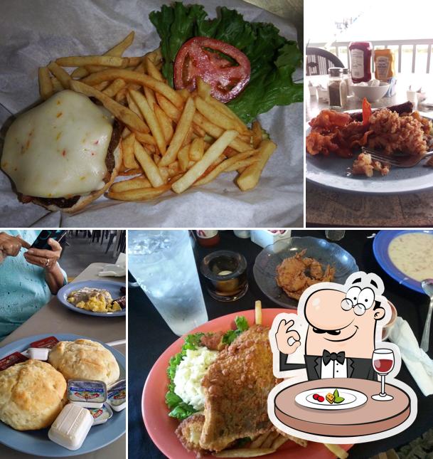 Dock House Restaurant in Beaufort - Restaurant menu and reviews