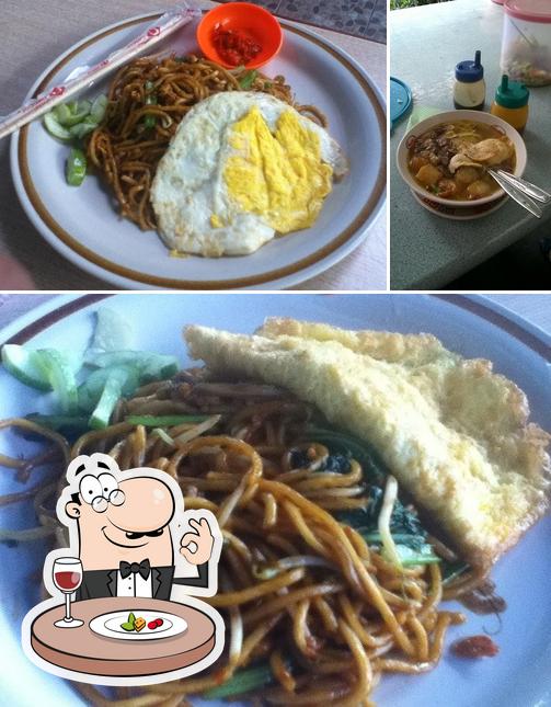 Kantin Wisma Barito Pacific, West Jakarta - Restaurant reviews