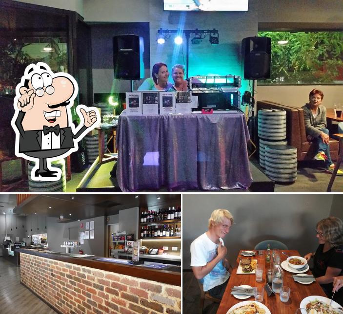 Haynes Bar & Grill in Armadale - Restaurant menu and reviews