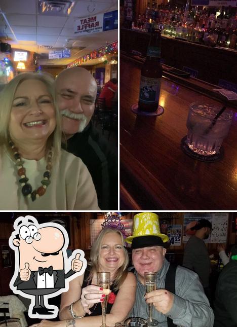 Nevermind Bar in Stoughton - Restaurant reviews
