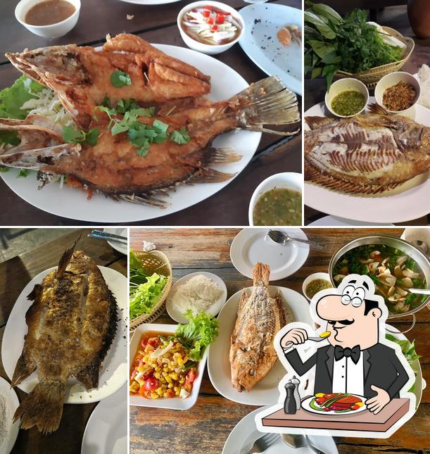 Mae Lamyong Roasted Fish and Seafood restaurant, Lat Sawai - Restaurant ...