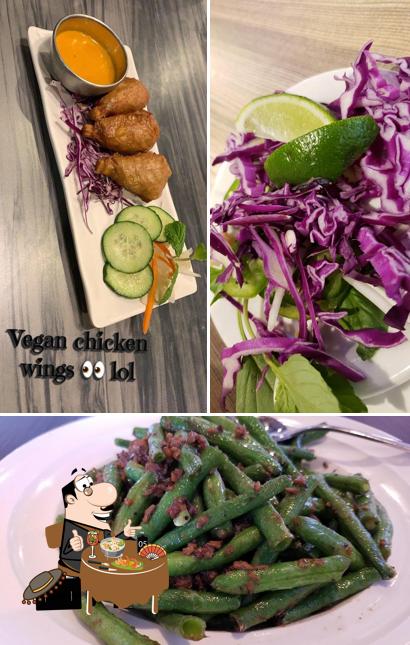 VeggiEAT in Henderson - Restaurant menu and reviews