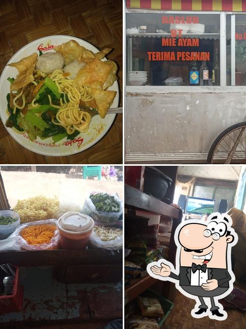 Baso Baslub Dan Mie Ayam Mang Ucup restaurant, Karangtengah ...