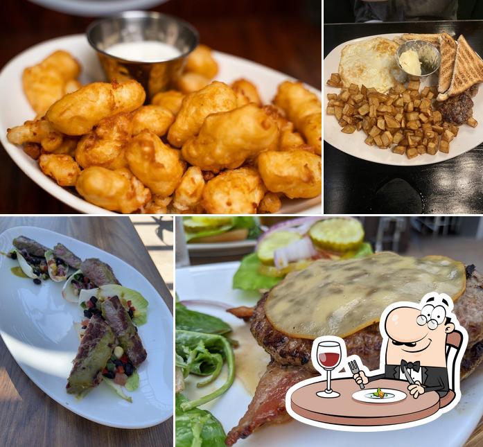 table, North Liberty - Restaurant menu, prices and reviews