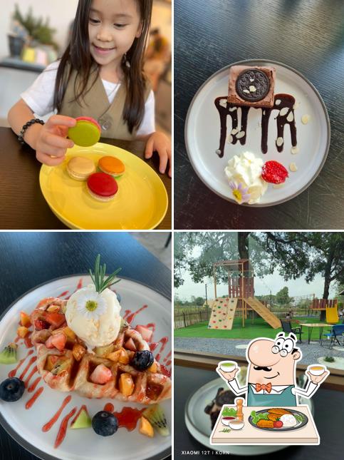 Camp Cafe’ X Playground, Bang Khu Wat - Restaurant reviews