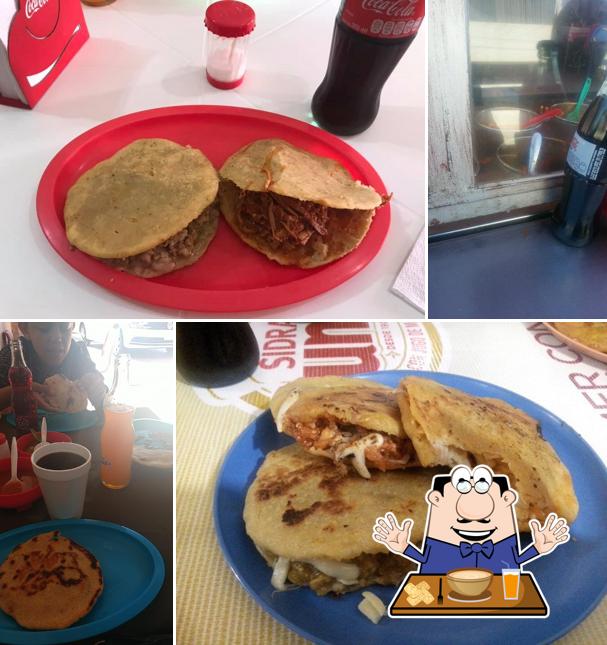 Gorditas las chiquiadas restaurant, Aguascalientes, Campeche 412 ...