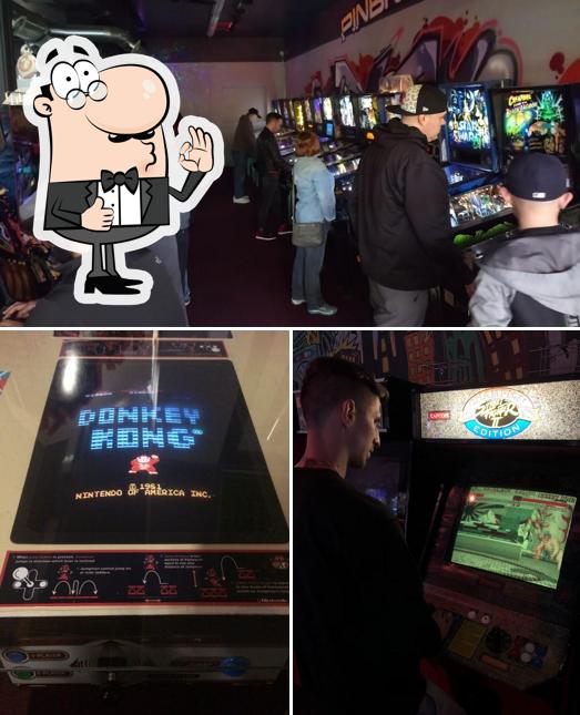 8-Bit Arcade Bar in Renton - Restaurant menu and reviews