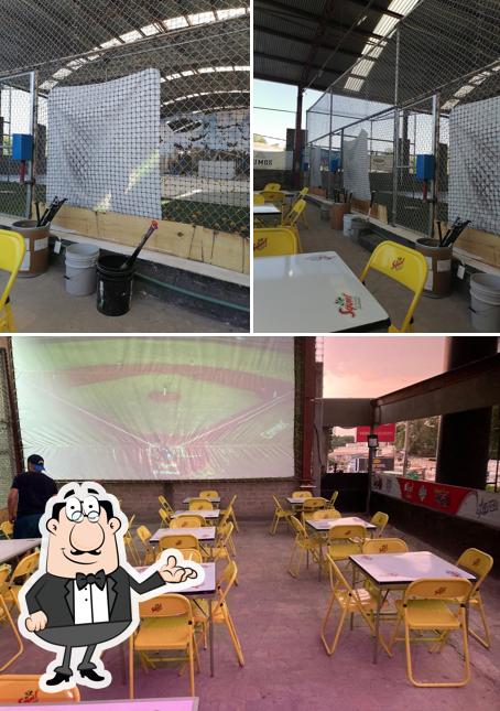 Bat Palace pub & bar, Guadalajara - Restaurant reviews