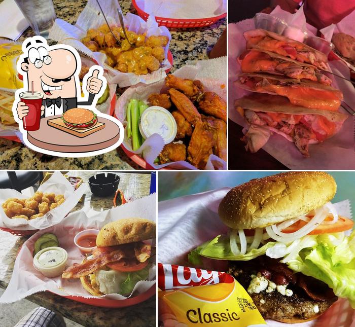 Hideaway Bar in Orlando - Restaurant menu and reviews