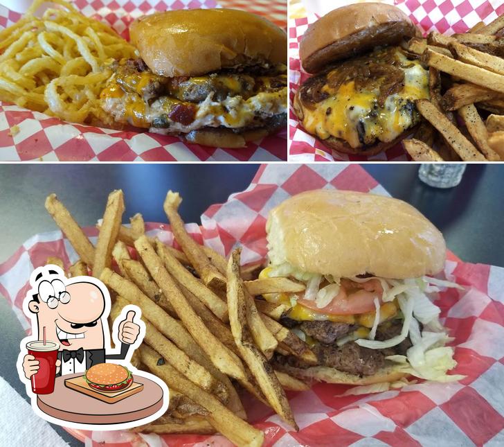Flo's Burger Diner Tulsa, 2604 E 11th St in Tulsa - Restaurant menu and ...