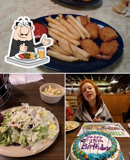 Hoss's Steak & Sea House, Williamsport - Restaurant menu, prices and ...