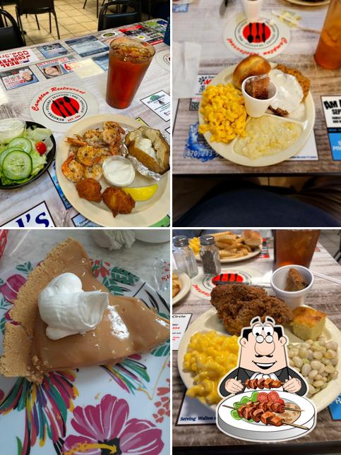 Campton Restaurant, 2670 State Hwy 11 in Monroe - American restaurant ...