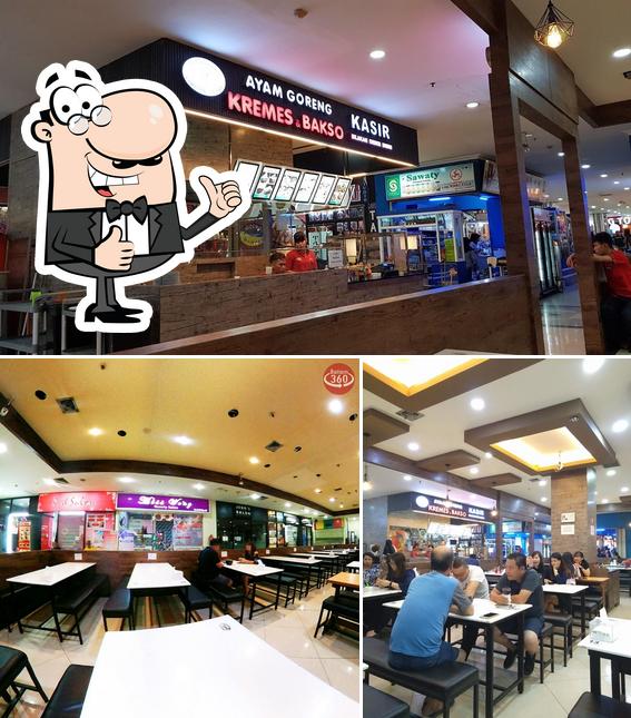 Ayam Goreng Kremes & Bakso restaurant, Batam - Restaurant reviews