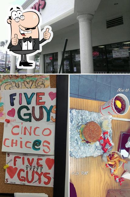 Five Guys, 9457 S Dixie Hwy in Pinecrest - Restaurant menu and reviews
