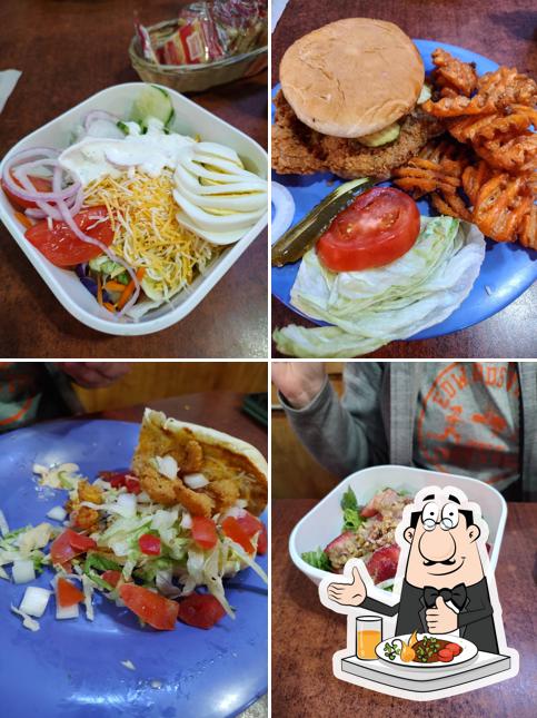 Yellow Dog Cafe & Bar, Worden - Restaurant menu, prices and reviews
