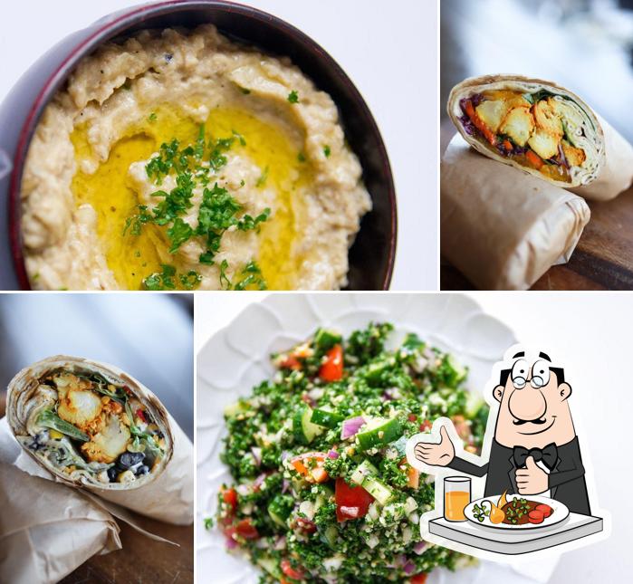 Sidewalk Grill in Los Angeles - Restaurant menu and reviews