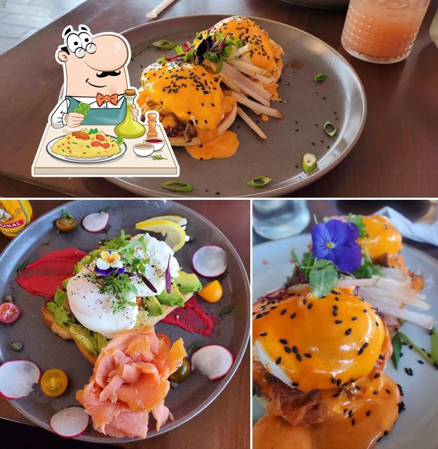 8th Haus Cafe, Anaheim - Restaurant menu, prices and reviews