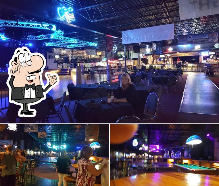 Outlaw Saloon, Cheyenne - Restaurant menu, prices and reviews