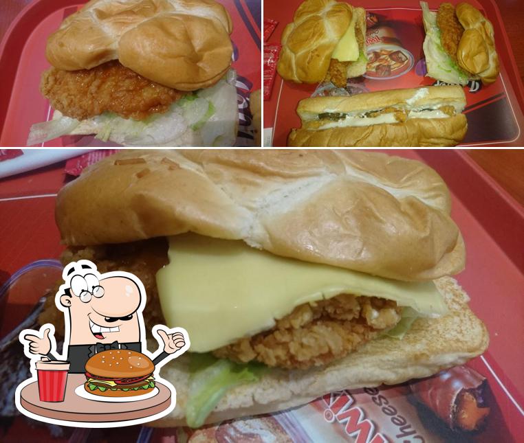 Cook Door restaurant, Mansoura, أمام كلية حقوق، El Gomhouria St ...