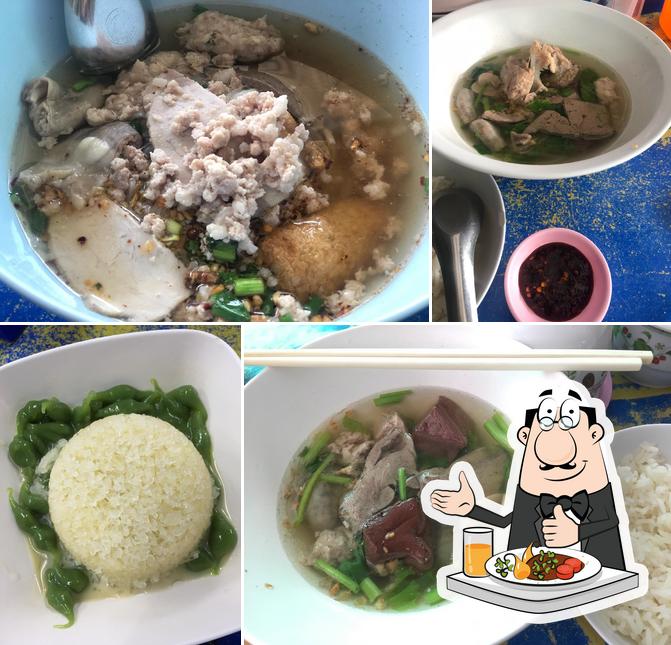 Nai Chai restaurant, Bangkok, 36 ถนน นาคนิวาส Sena Niwet Soi 125/2 ...