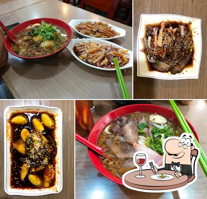 Sichuan Noodles restaurant, Hong Kong, Kau Yuk Rd - Restaurant reviews