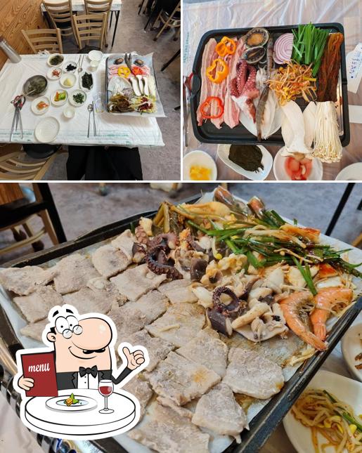 Romantic Seafood Samhap restaurant, Yeosu-si, 중앙로 72-27 KR - Restaurant ...
