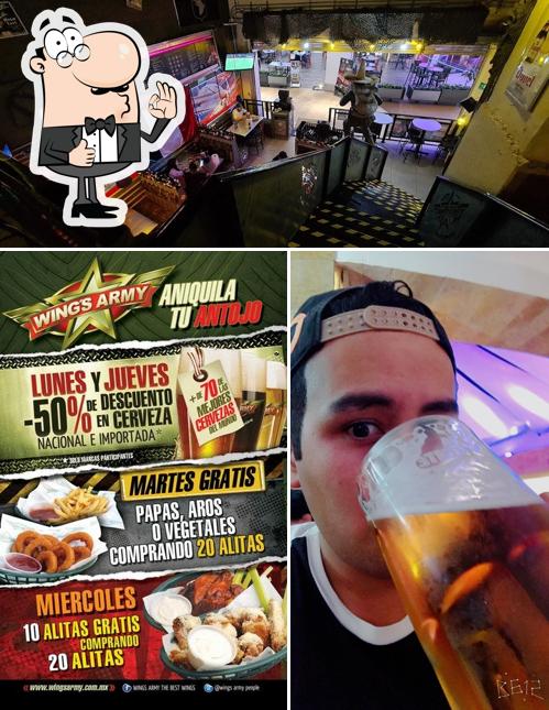Wing's Army fast food, Tlalnepantla de Baz, Perif. Blvd. Manuel Ávila ...