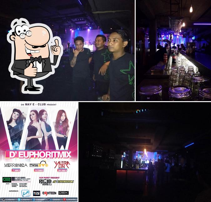 E Club, Jember - Restaurant reviews