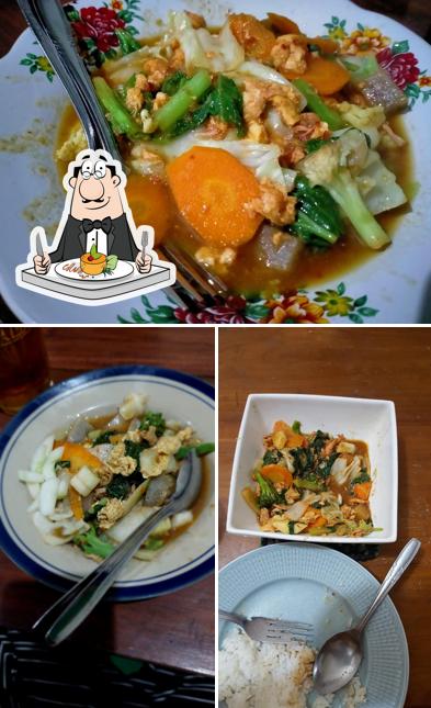 Bakmi Capcay Pak Bambang, Surakarta - Restaurant menu, prices and reviews