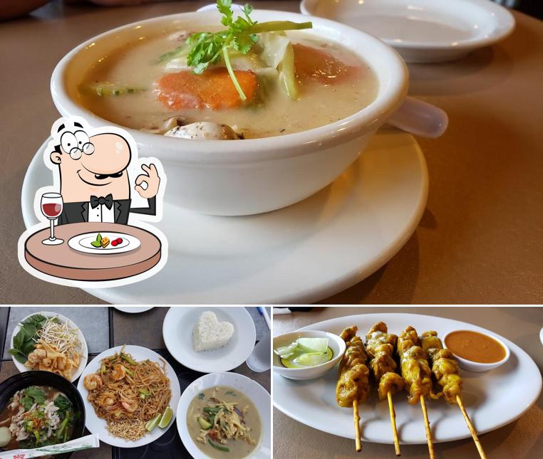 Thai Lada, Austin - Restaurant menu, prices and reviews