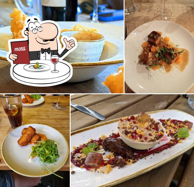 The Henny Swan, Henny Rd in Sudbury - Restaurant menu and reviews