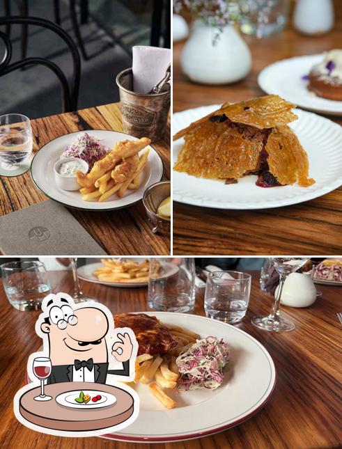 Half Moon in Brighton - Restaurant reviews
