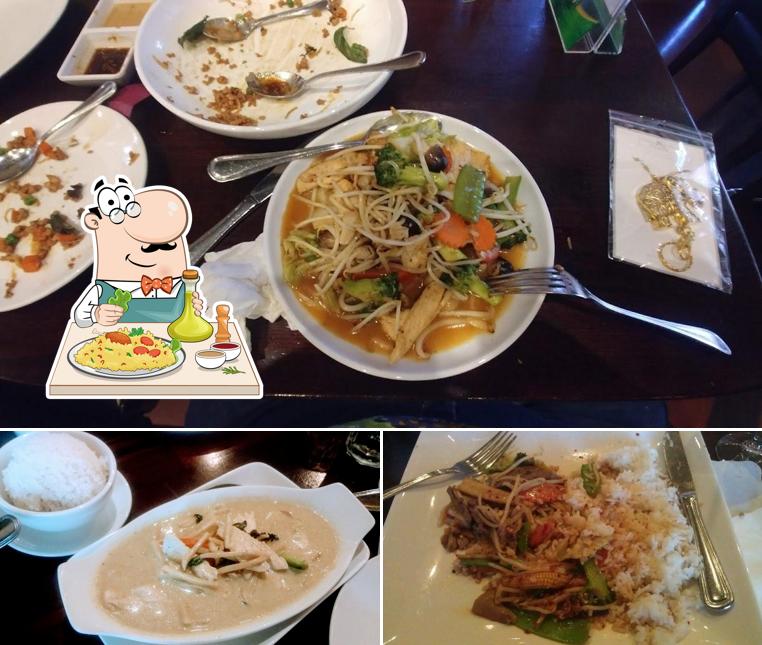 Pin Kaow Thai Restaurant Eastern, Las Vegas - Restaurant menu, prices ...