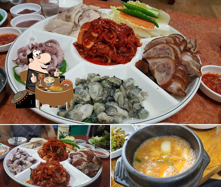 Cheonha Bossam, Seoul, Anguk - Restaurant menu, prices and reviews