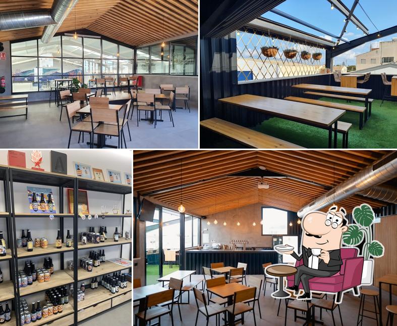 Best pubs & bars in L'Albir, spring 2024 - Restaurant Guru