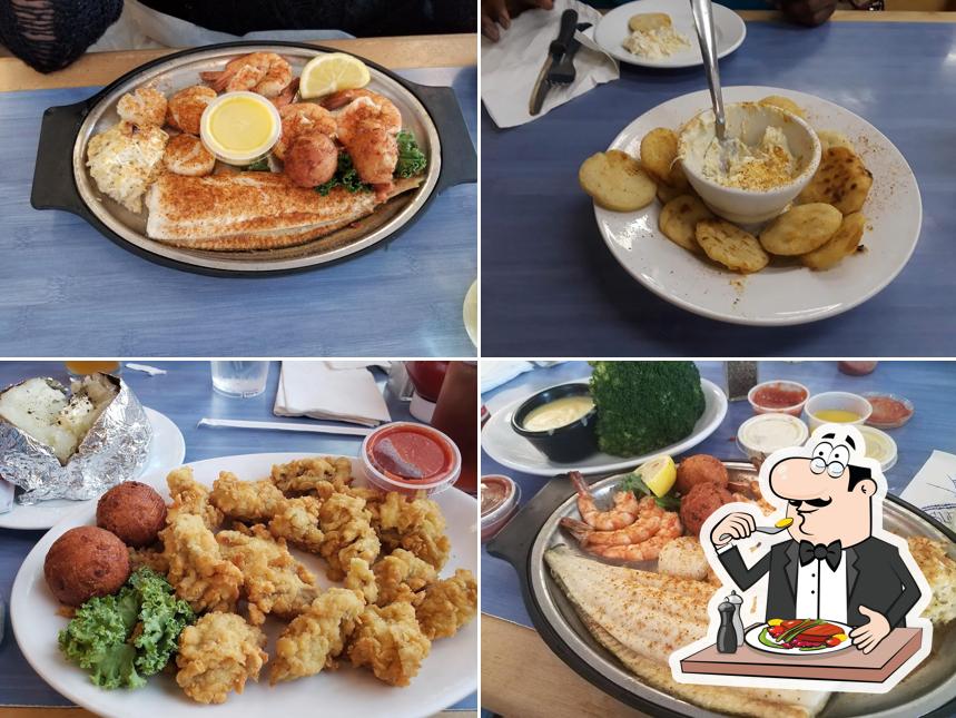 Surf Rider Restaurant restaurants in Hampton, summer 2024 - Restaurant Guru