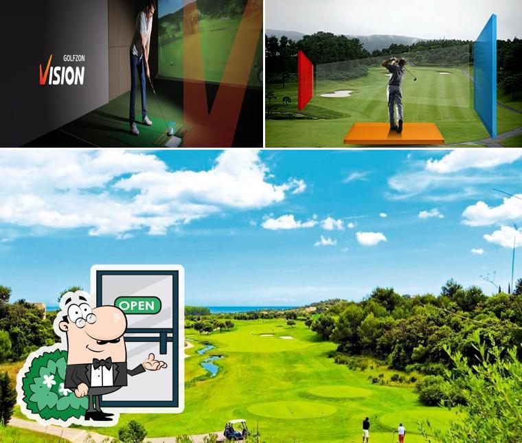 Golf Wing Virtual Golf & Restaurant, Markham - Restaurant menu, prices ...