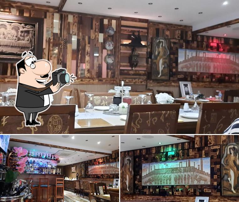 Beluga Restaurant & Bar, 7 Ashbourne Parade in London - Restaurant reviews
